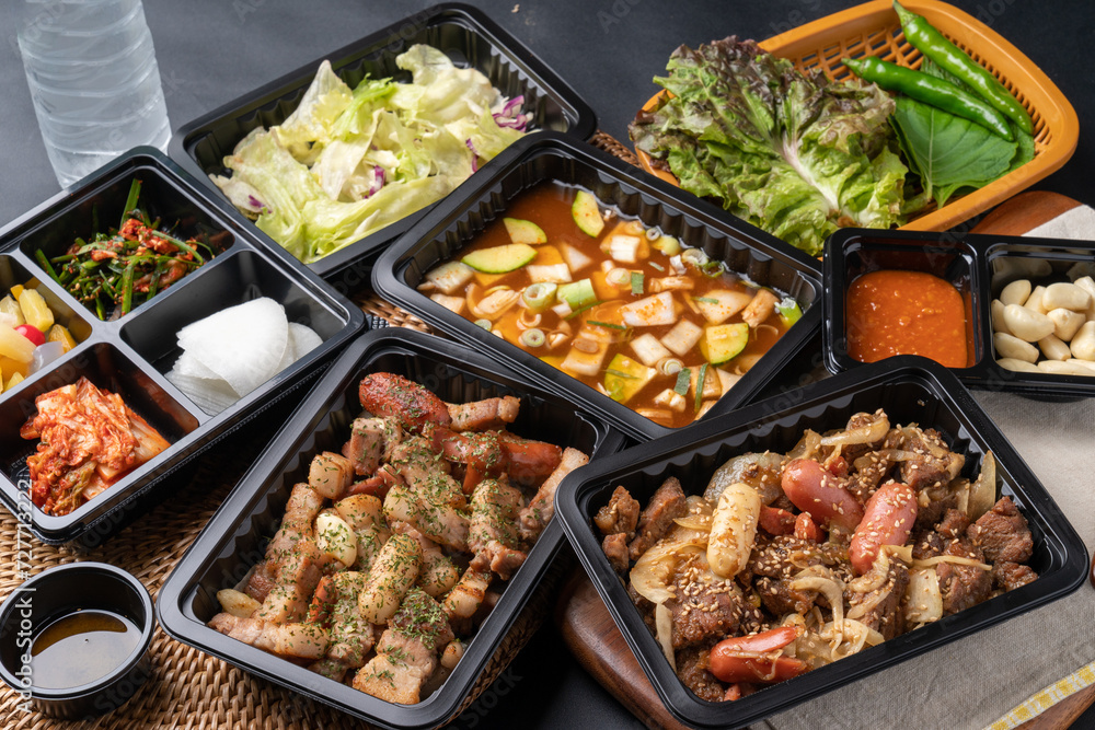 Beheadings, direct fire, pork belly, set, side dishes, Korean style ...