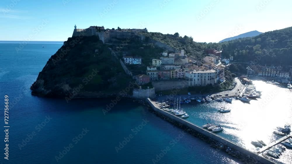 Porto Ercole, esclusiva località turistica di mare in Toscana, Monte ...
