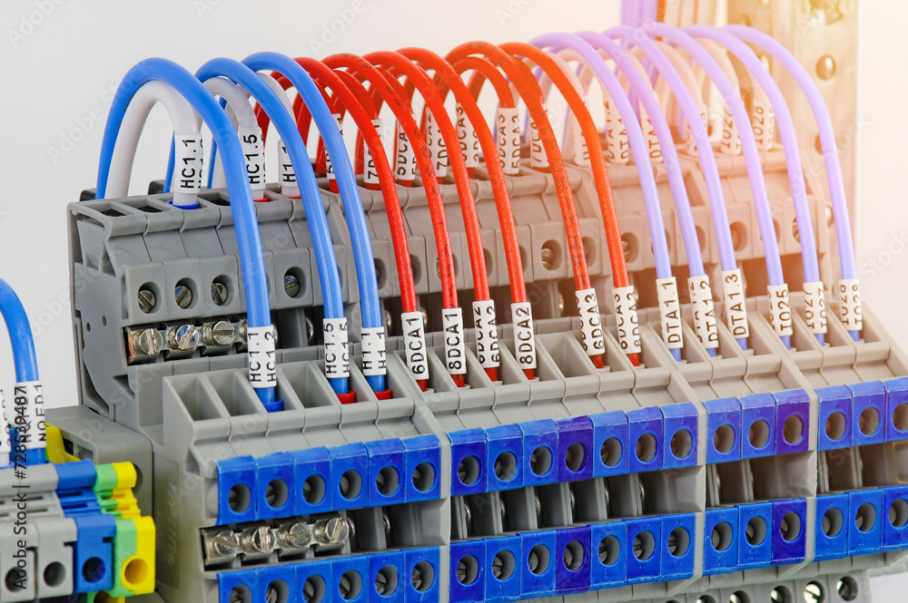 Electrical pass-through terminals for connecting copper mounting wires ...