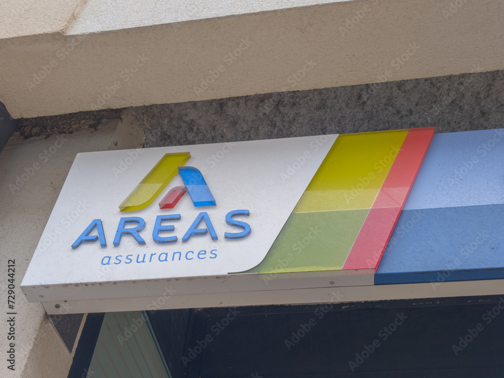 areas assurances insurance text brand and sign logo chain on office ...