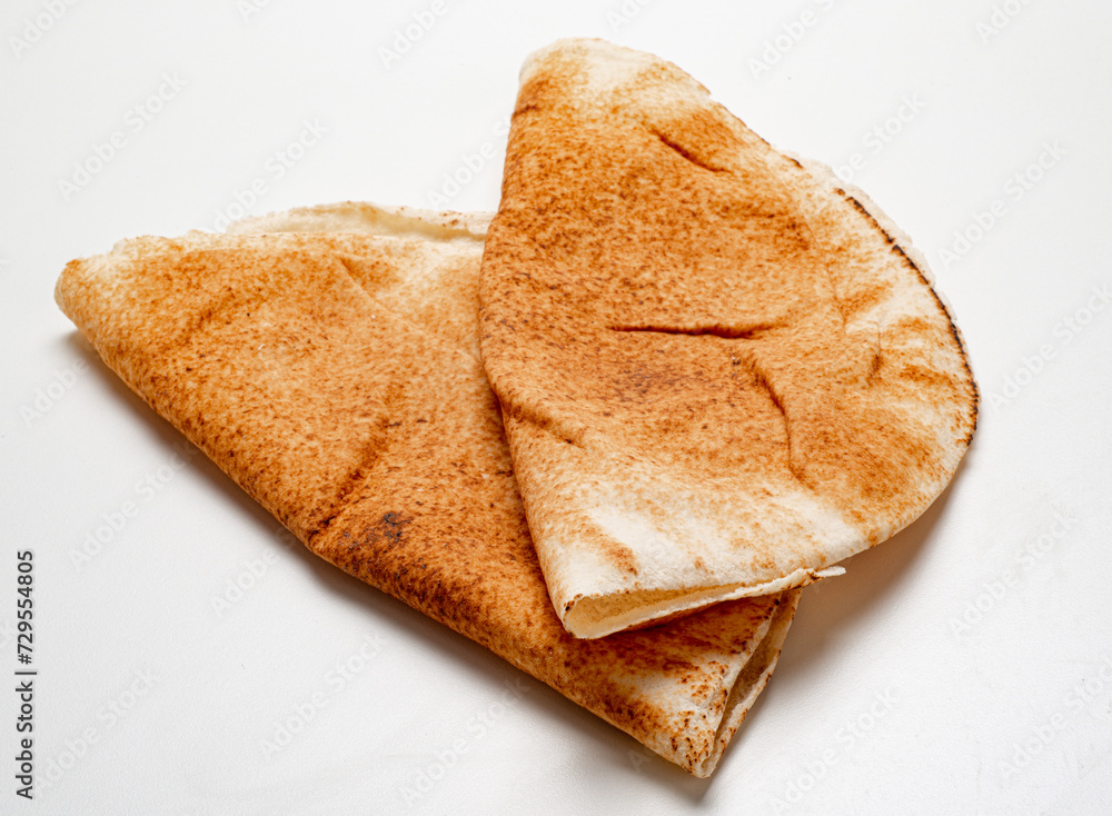 Pão Pita, pão sirio tipo envelope que pode ser consumido como sanduiche ...