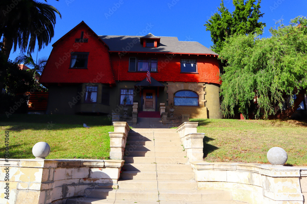 Los Angeles, California: Kinney-Everhardy House at 1401 Alvarado ...