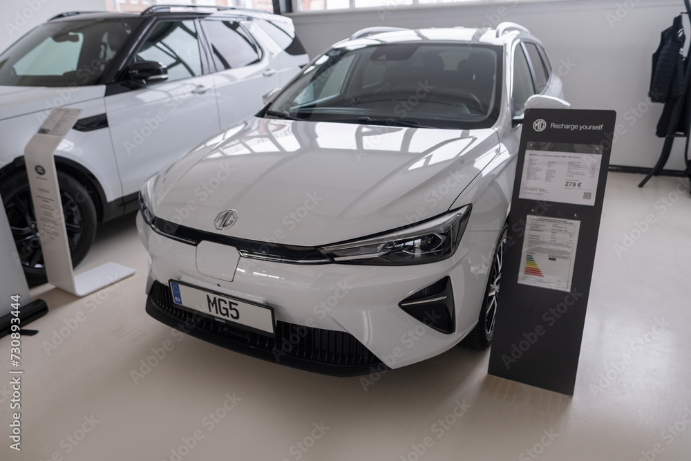 new white Car MG4 Electric, Motor UK Limited Nanjing, high-performance ...