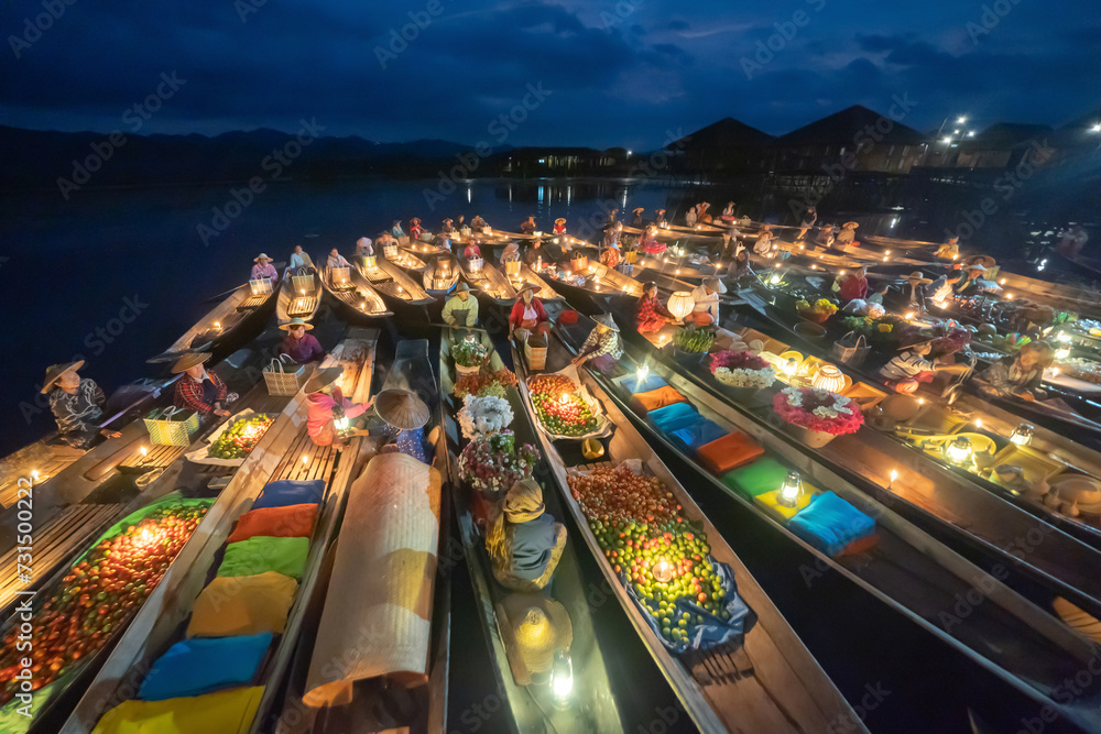 Damnoen Saduak Floating Market or Amphawa. Local people sell fruits ...