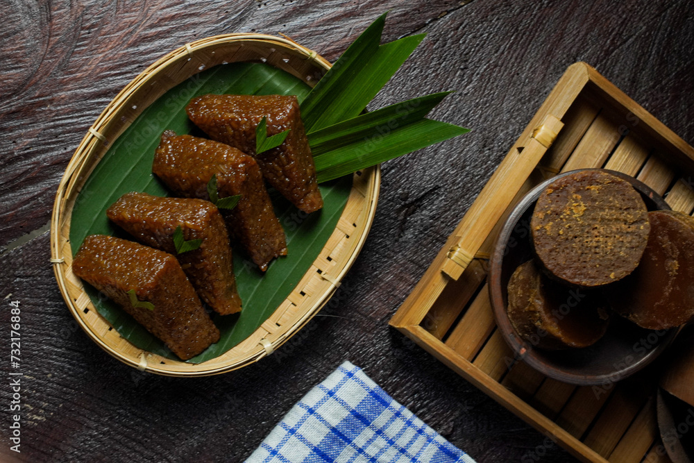 Indonesian snack, Wajik is known as traditional Indonesian dessert ...