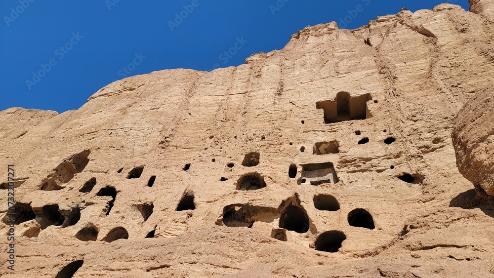 The Bamiyan Buddhas were two large statues located in Afghanistan ...