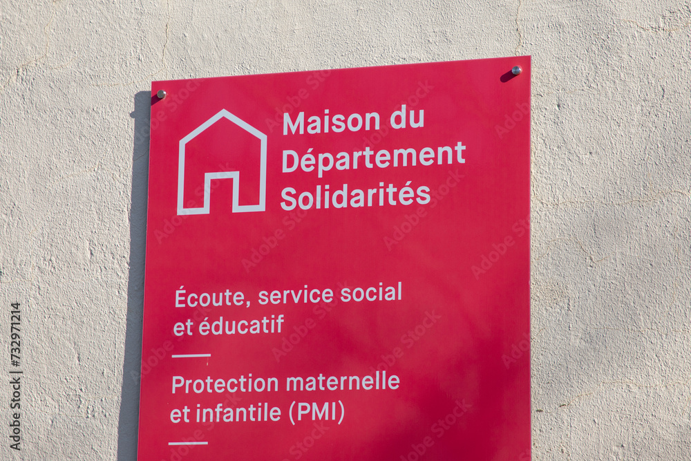 maison du departement solidarites brand logo and sign text French on ...