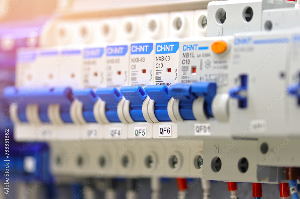 Electrical circuit breakers in load and overload protection are ...