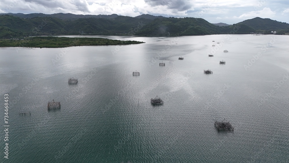 Indonesians call it "bagan" Bamboo rafts are assembled in the middle of ...
