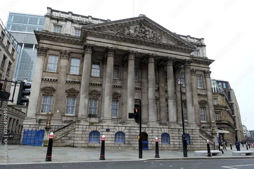 The Mansion House, the official residence of the Lord Mayor of London ...