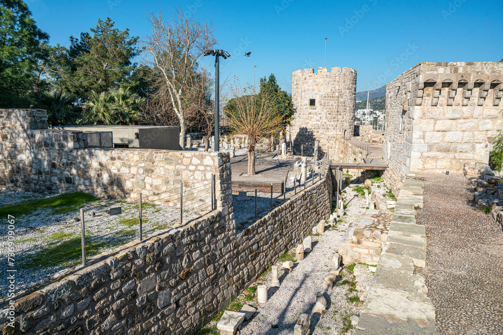 The amazing views of walls and towers of The Bodrum Museum of ...