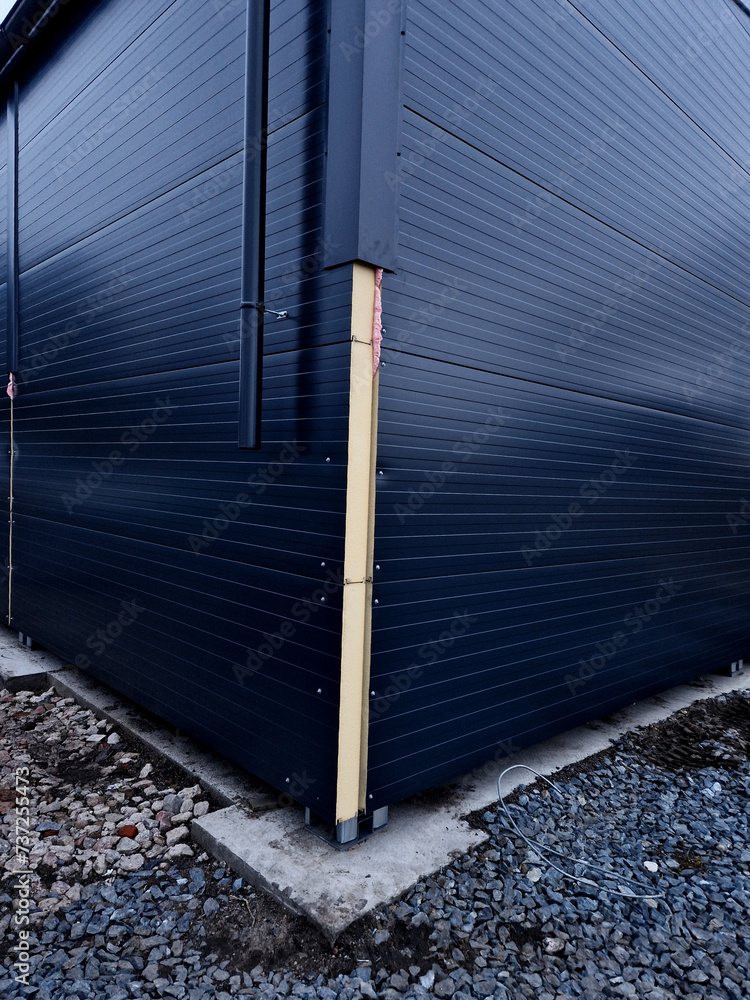 sandwich polyurethane vapor barrier building panels. the structure is ...