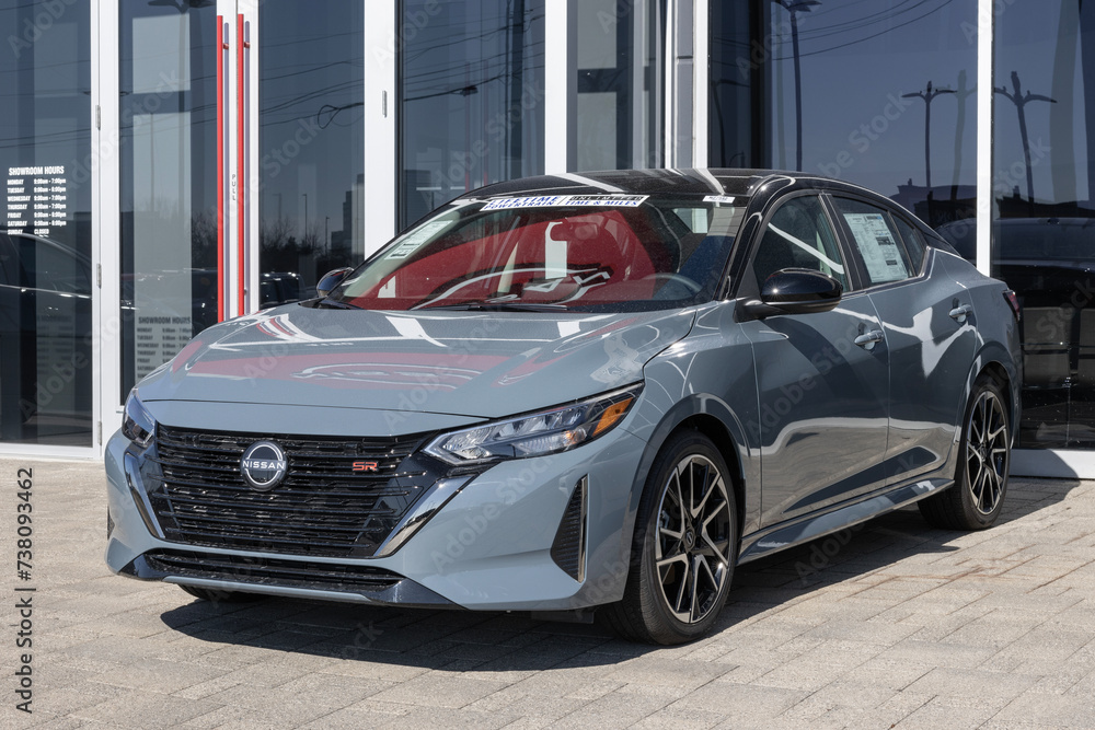 Nissan Sentra 2.0 SR display at a dealership. Nissan also offers the ...