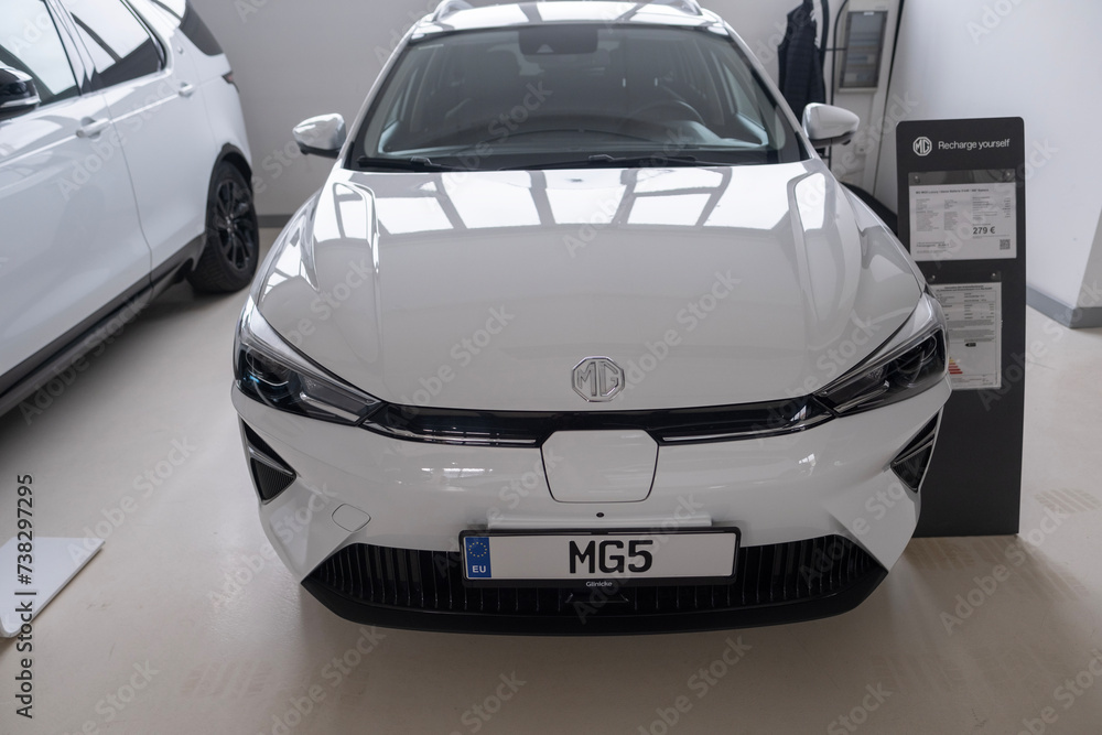 new white Car MG4 Electric, Motor UK Limited Nanjing, high-performance ...