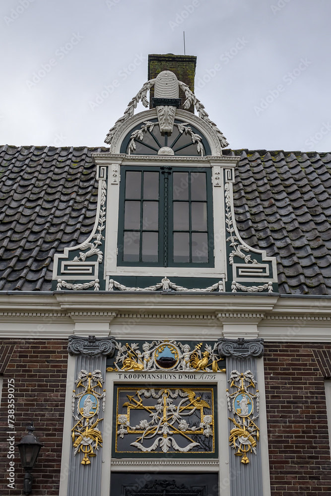 Traditional Dutch house in Zaanse Schans - a small typical Dutch ...