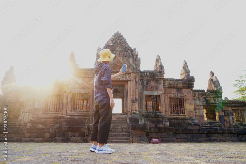 Prasat Muang Tam Stone Sanctuary (Prasat Mueang Tam) Prasat Hin Muang ...
