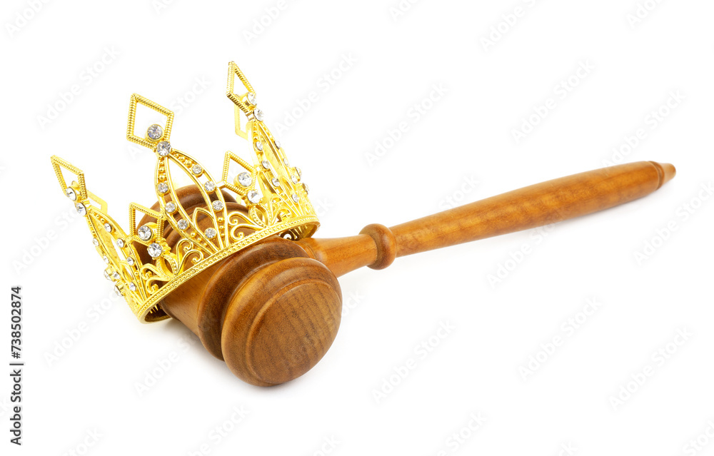 Monarchy, laws and court concept. Gold crown with judge gavel isolated ...