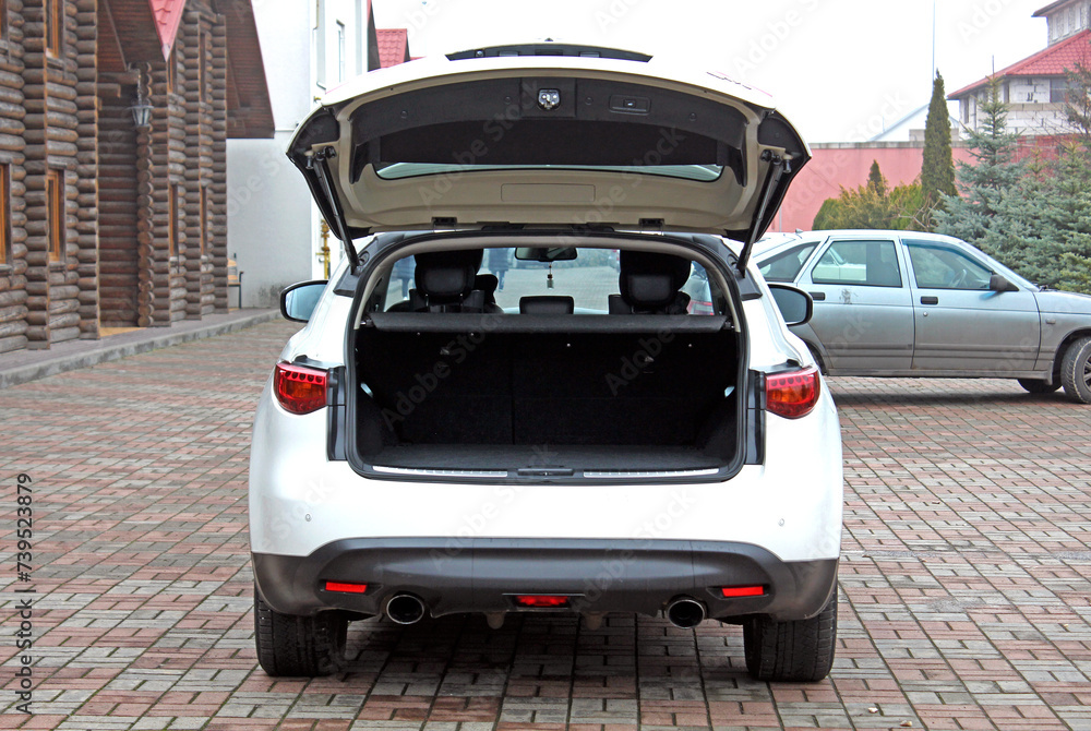 Japan white SUV open trunk. Open empty trunk in the modern SUV. Car ...