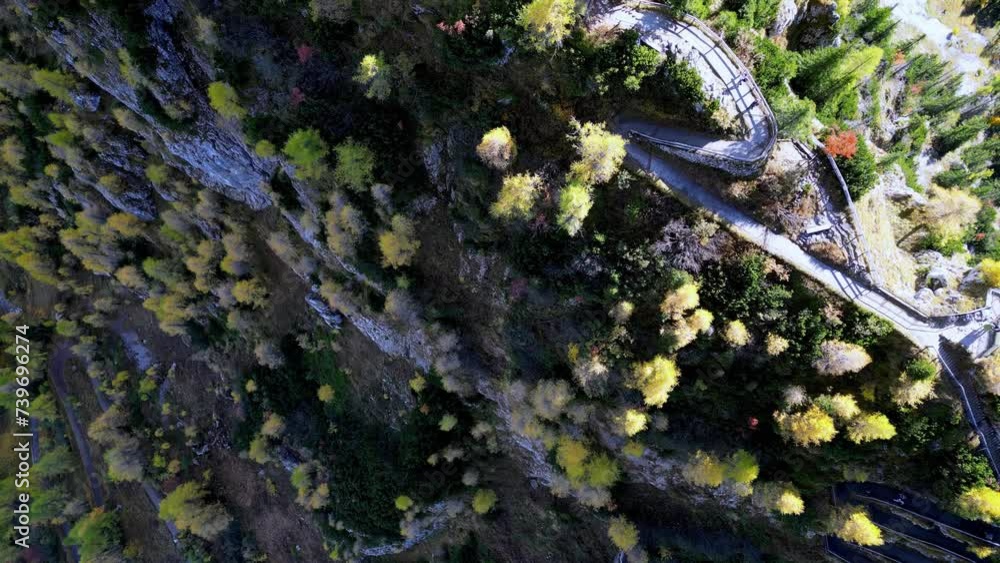 Vidéo Stock Aerial view of a majestic stone castle perched atop a ...