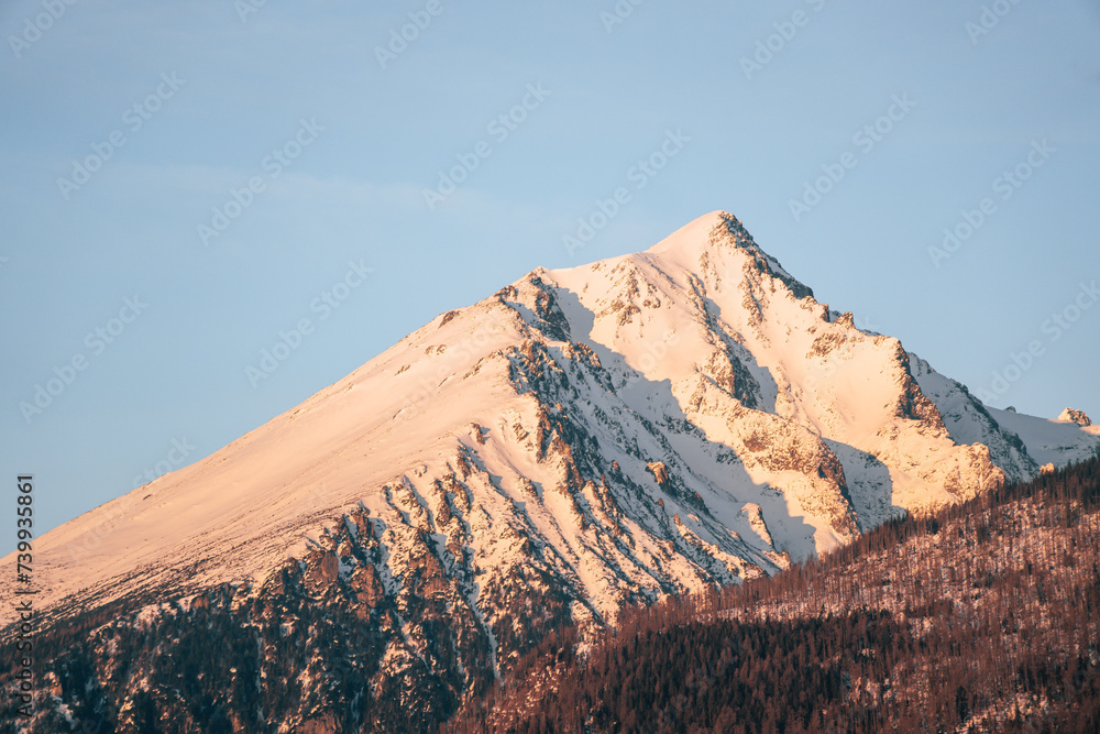 snowy Slavkovsky Peak (Slavkovský Štít) in High Tatras, Slovakia Stock ...