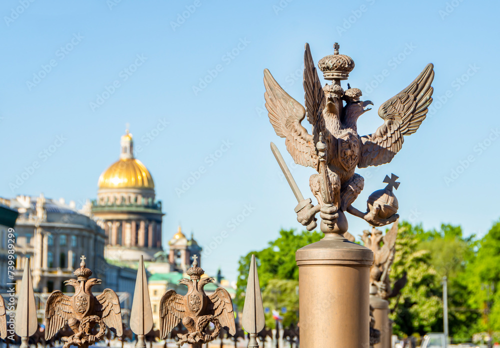 Double-headed eagle on the fence of the Alexander Column at the Winter ...