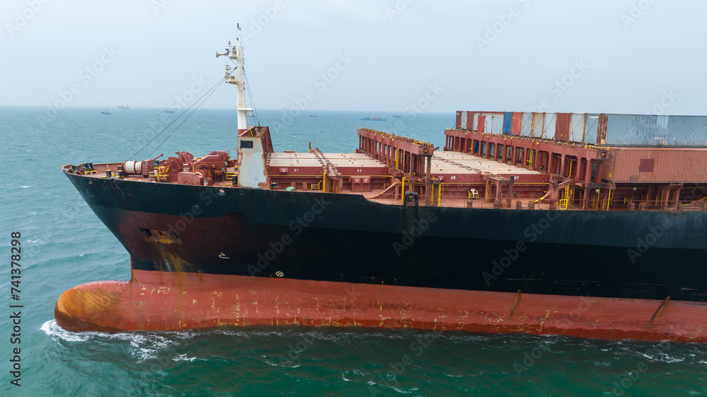 empty caro container ship in the ocean, Aerial view of empty container ...