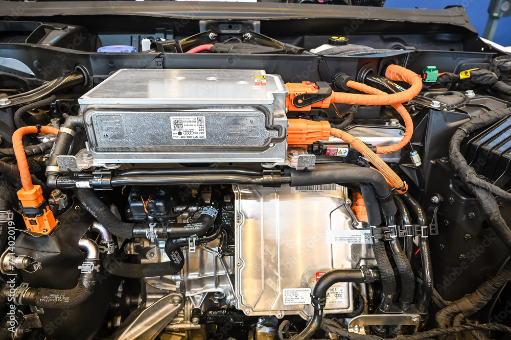 Auto show voiture electrique marque Automotive eMotion Summit 2024 ...