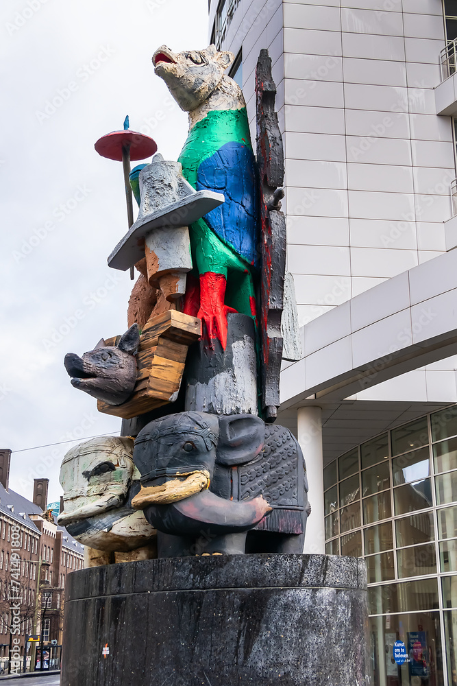 Part of Sculpture Gallery: «Frog with Umbrella» by Karel Appel (2001 ...