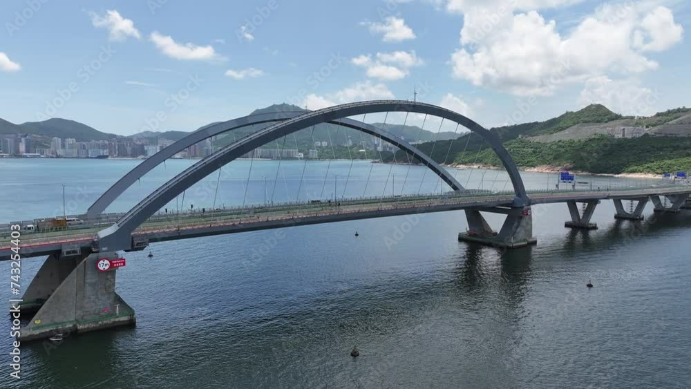 Vidéo Stock Hong Kong Tseung Kwan O Cross Bay Link Prefabricated steel ...