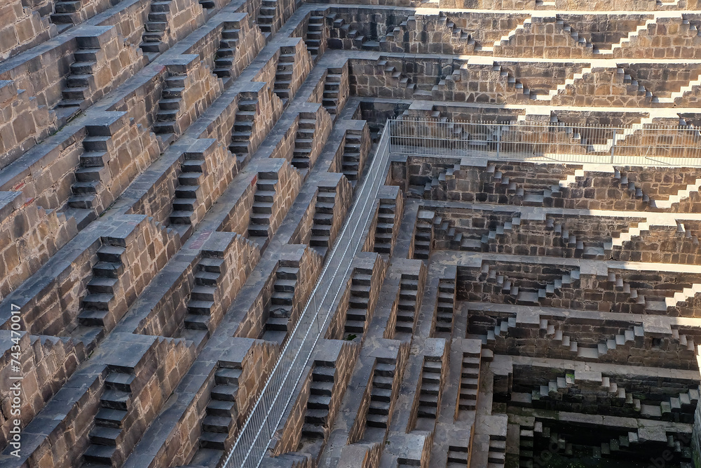 The amazing Chan Baori Step well and Panna Meena Ka Kund stair case to ...