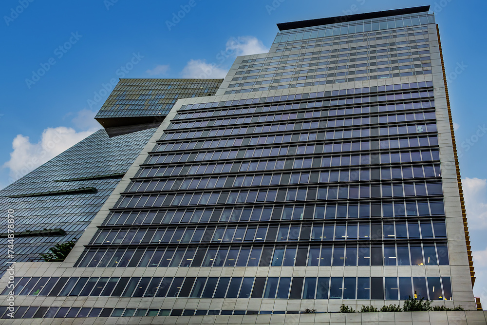 Modern architecture of Paris: Duo Towers (Tours Duo, 2022). French ...
