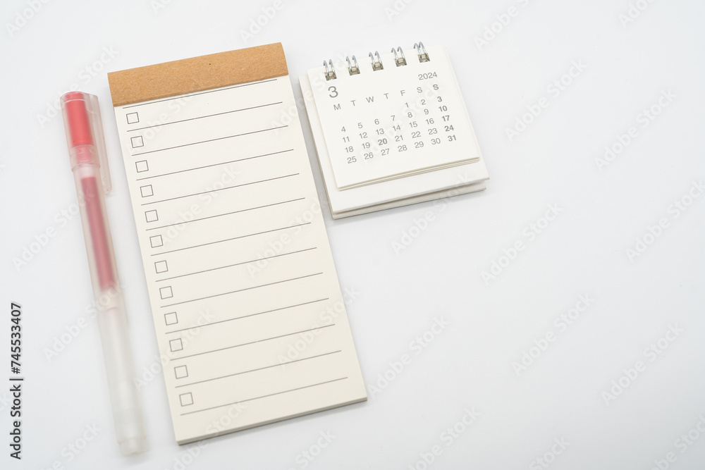 Blank Check list or Empty small notepad with checkbox and Simple desk ...