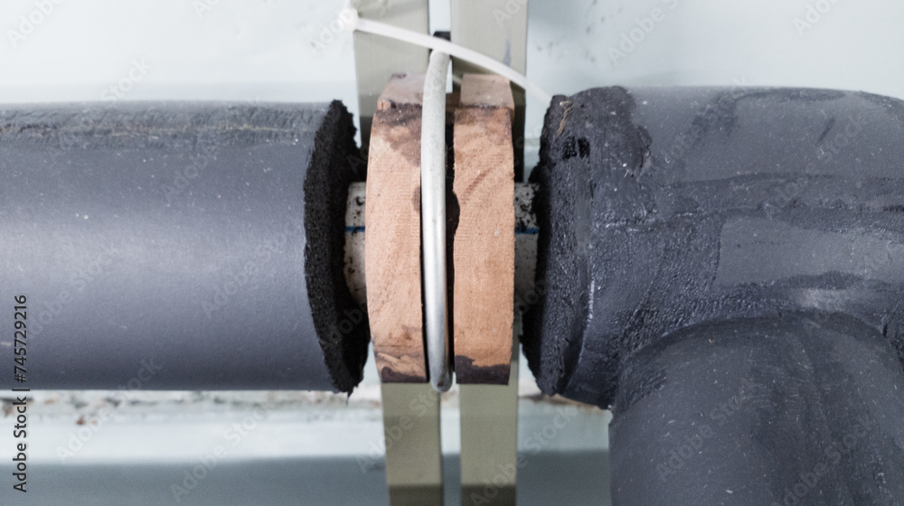 PPR pipe support wooden clamps for cold water in cold water line ...