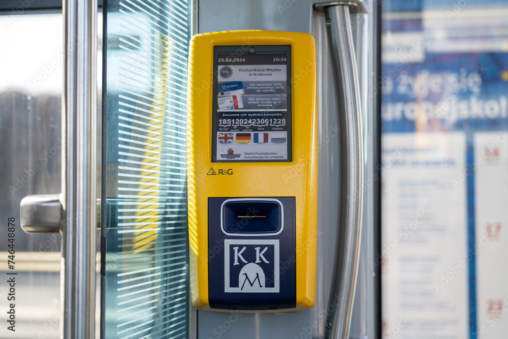 Foto de MPK Kraków validation ticket machine, with KKM Krakowska Karta ...