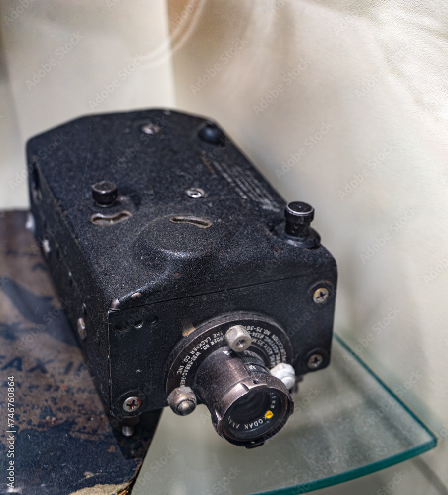 Inboard camera ww2, Located in the wings of fighter aircraft, these ...