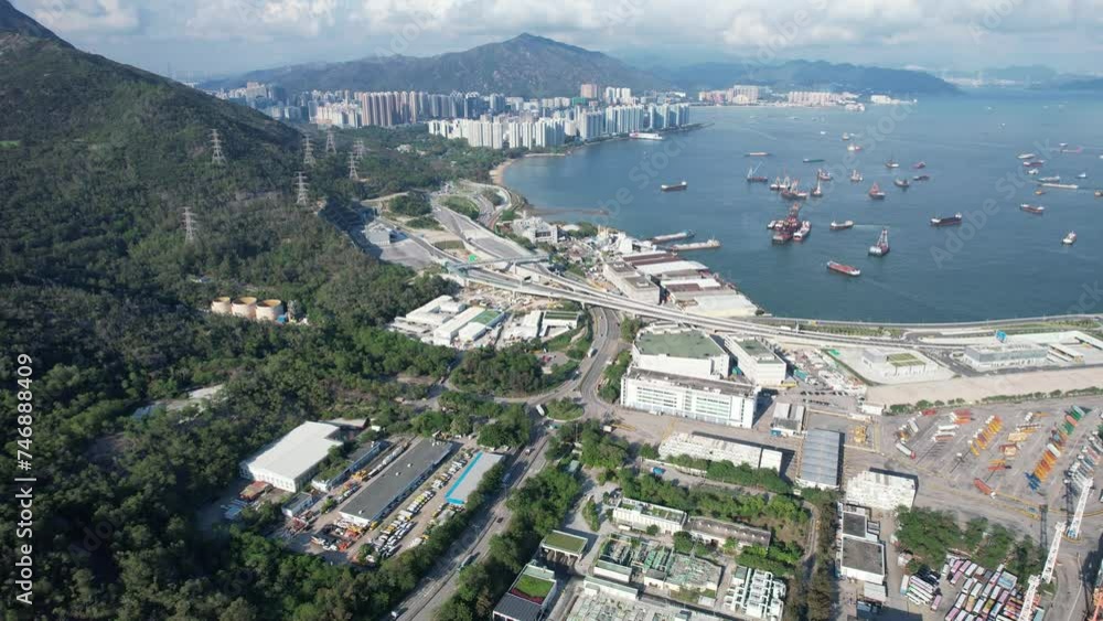 Vidéo Stock Hong Kong Tuen Mun Black Point Power Station uses natural ...