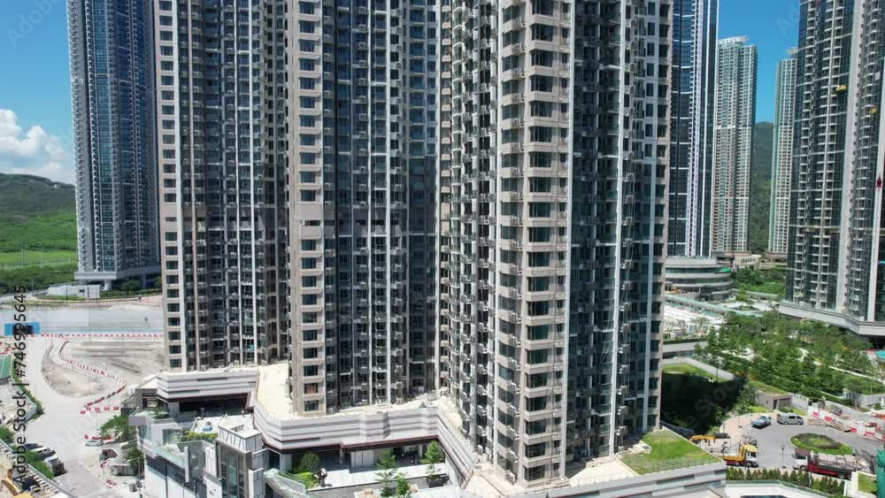 Vidéo Stock Seaside Commercial residential construction high-rise ...