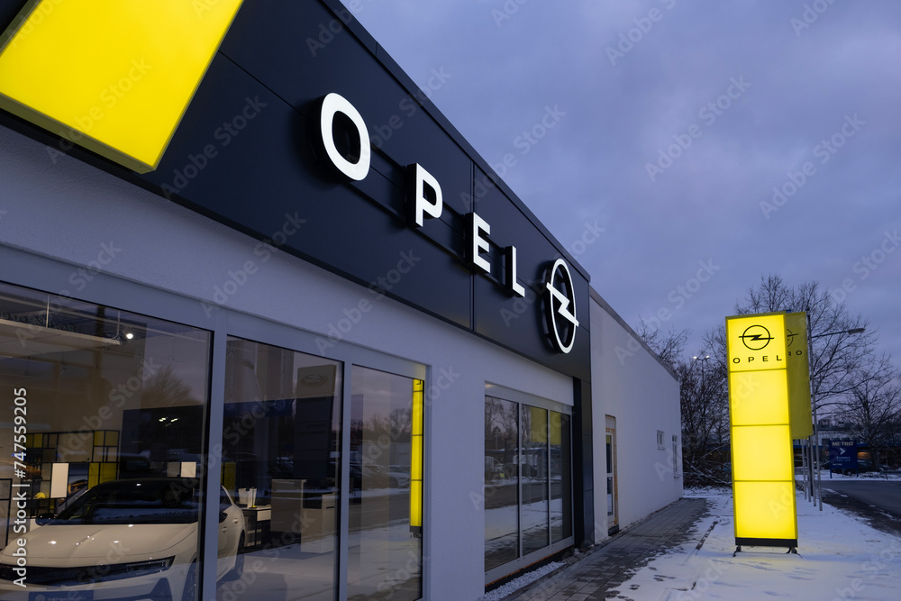 Opel Automobile GmbH dealership building, German automobile ...