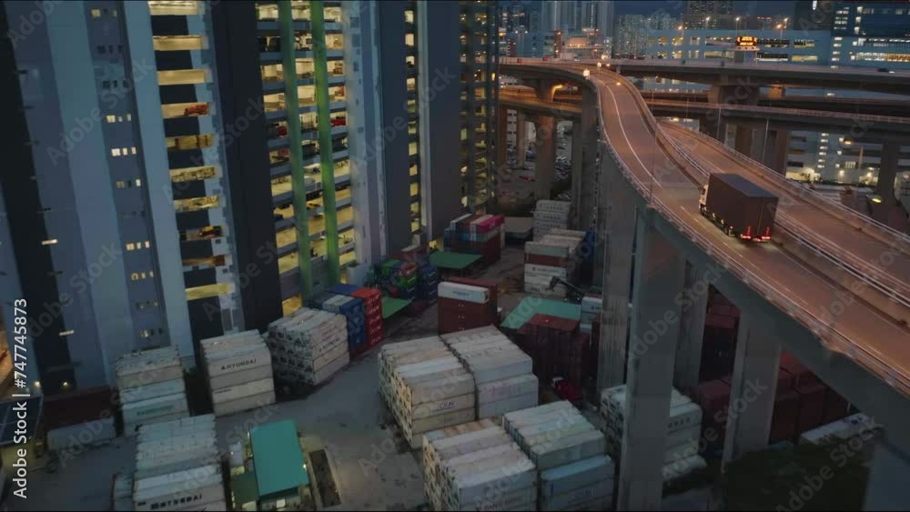 Vidéo Stock Truck Transporting Goods, Elevated Logistics Road, on top of Hong Kong Container ...