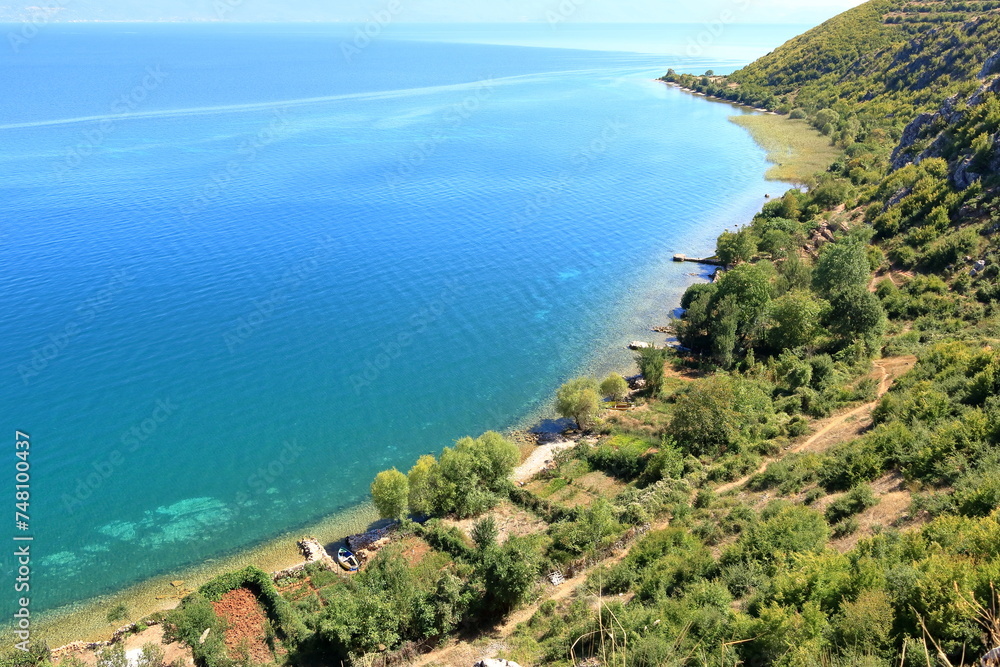 Beautiful lakeshore landscape at lake ohrid (near Lin village), Albania ...