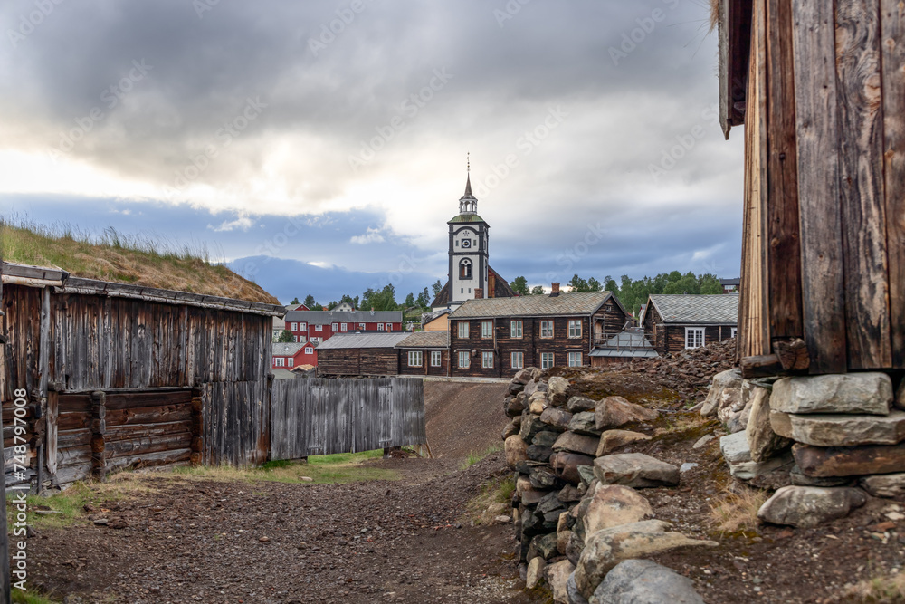 The wooden architecture of Roros frames the path leading to the ...