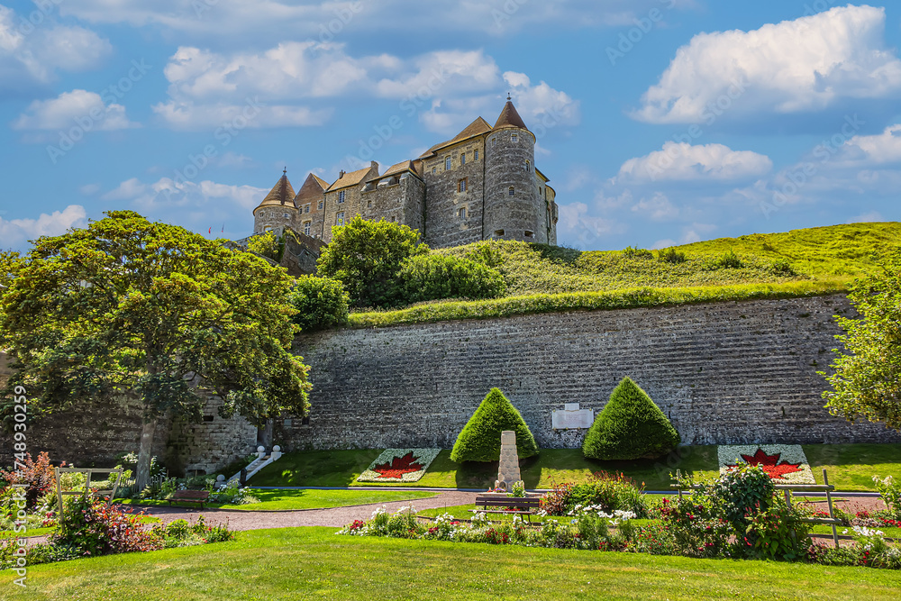 Foto de View of Dieppe Castle (Chateau de Dieppe). In 1188, King Henry ...