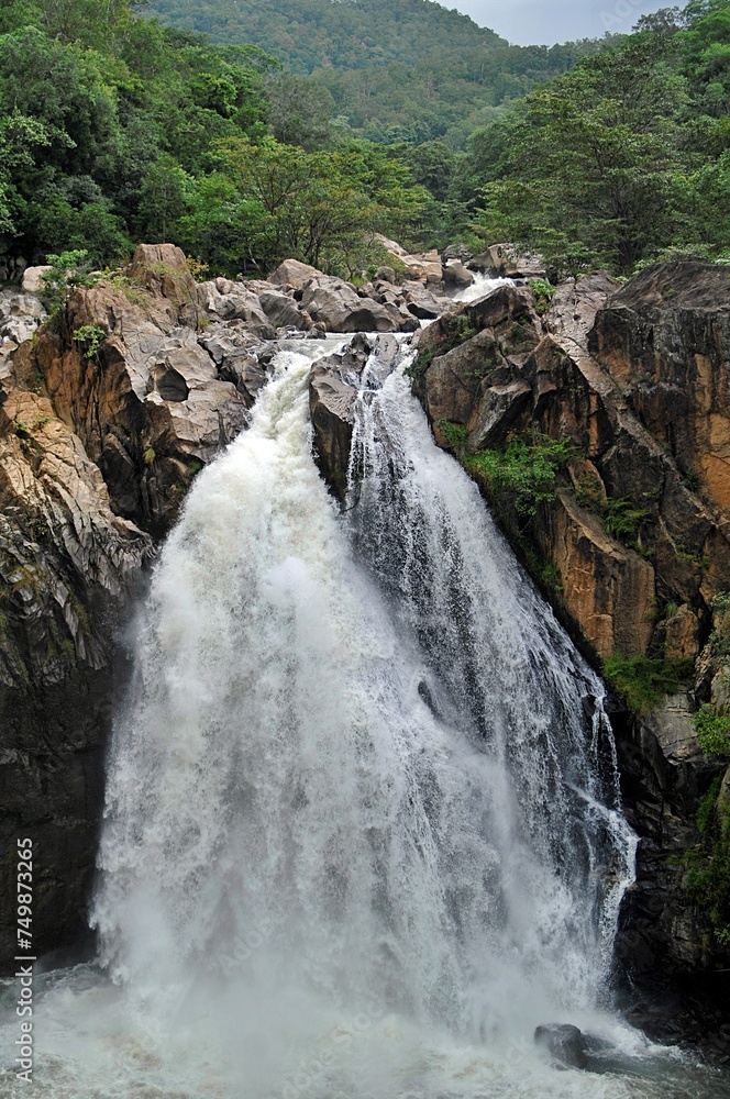 Duwili ella waterfall, Rajawaka in Sri Lanka is one of the most ...