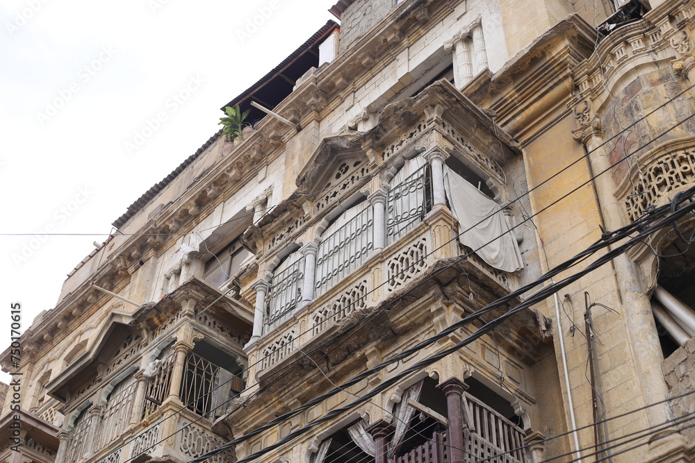 British Architecture old Buildings in karachi. british colonial ...