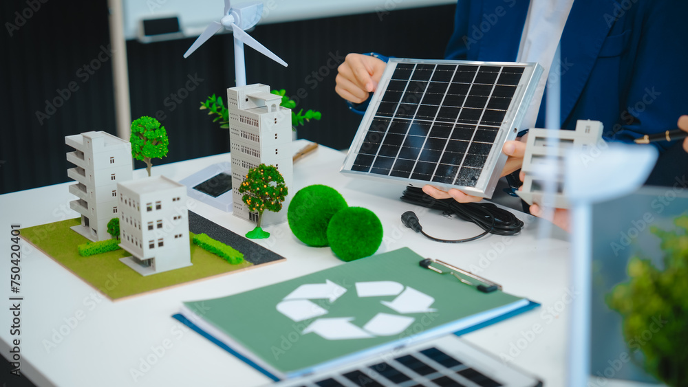 Sustainable business meetings at desks, green energy concepts. People ...