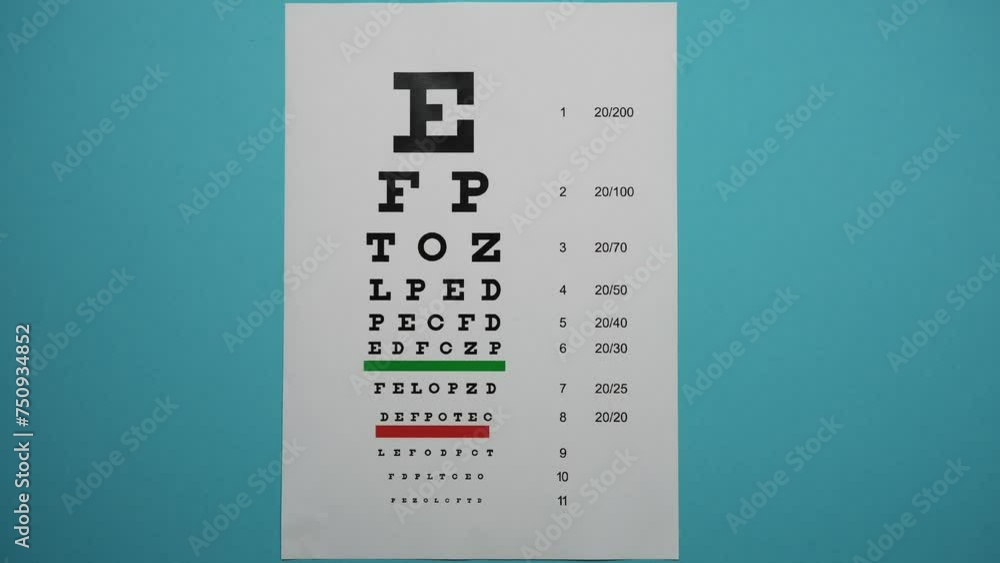 Vidéo Stock Eye test chart on blue background. Eye test coming into ...