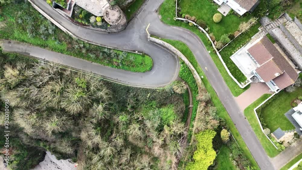Vidéo Stock Guernsey Fort George overhead footage of cliff top houses ...