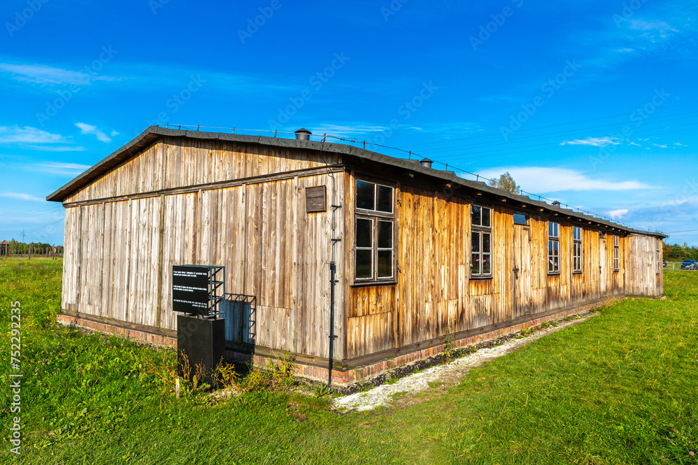 Wooden barracks in Auschwitz II Birkenau concentration camp foto de ...