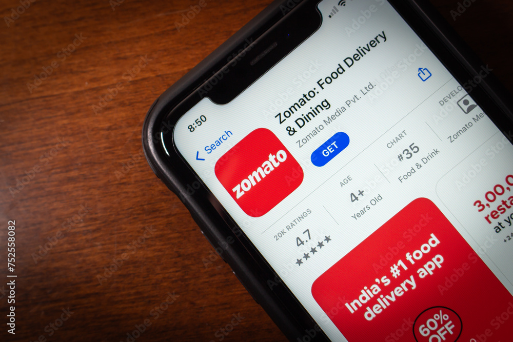 Foto de Vancouver, CANADA - Mar 4 2024 : Zomato app seen in App Store ...
