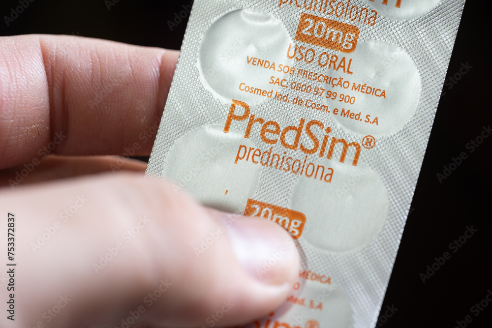 Medicamento Predsim. Remédio, Prednisolona, Anti-inflamatório. Brasil ...